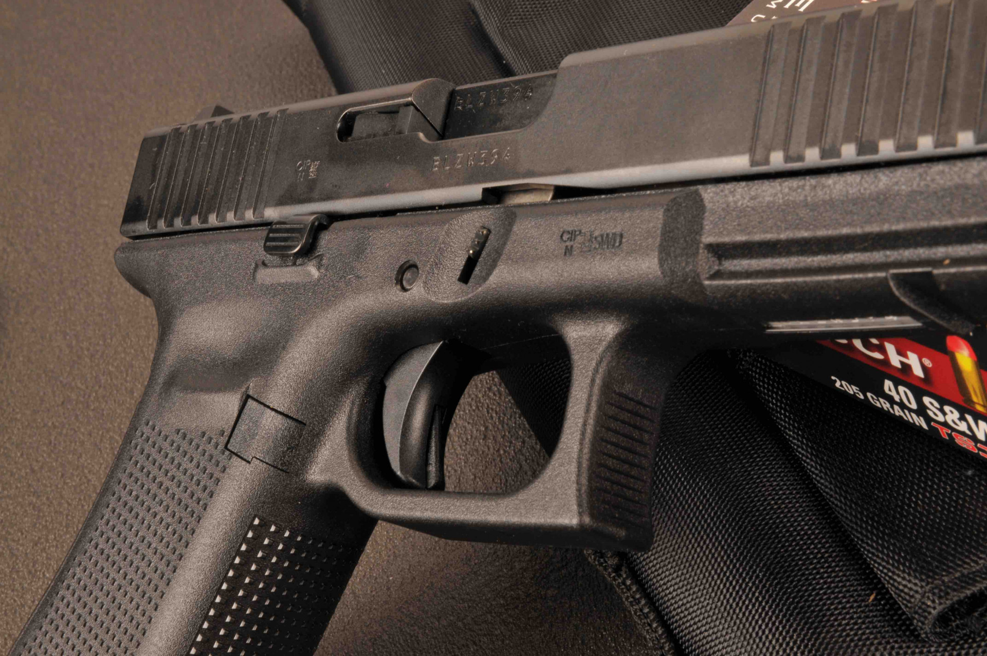 Glock 22 Gen5 Fs cal. .40 S&W, nuova generazione per la "Forty" - Armi ...
