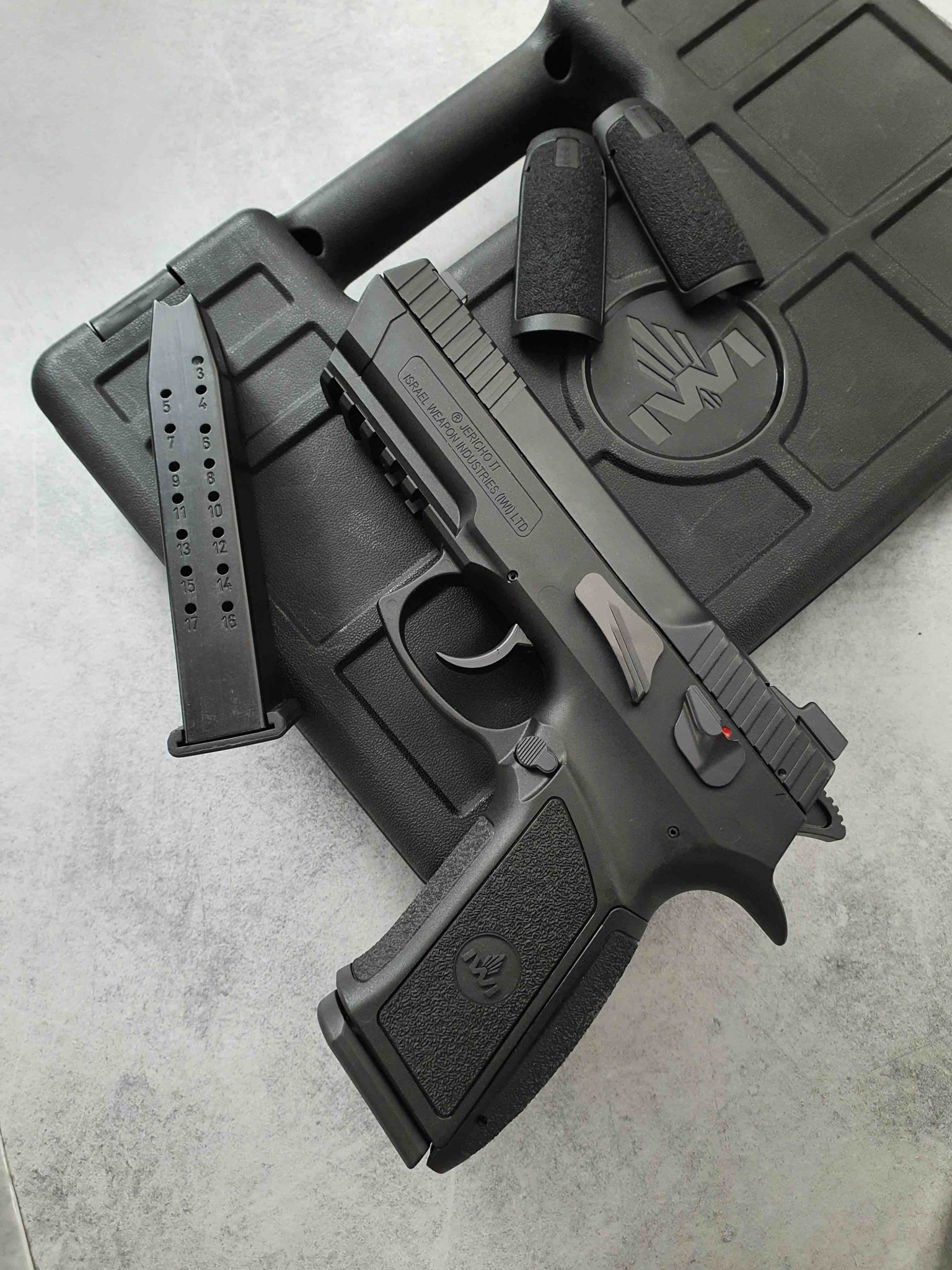 Iwi Jericho II 9 Luger, presentazione e test in poligono - Armi Magazine